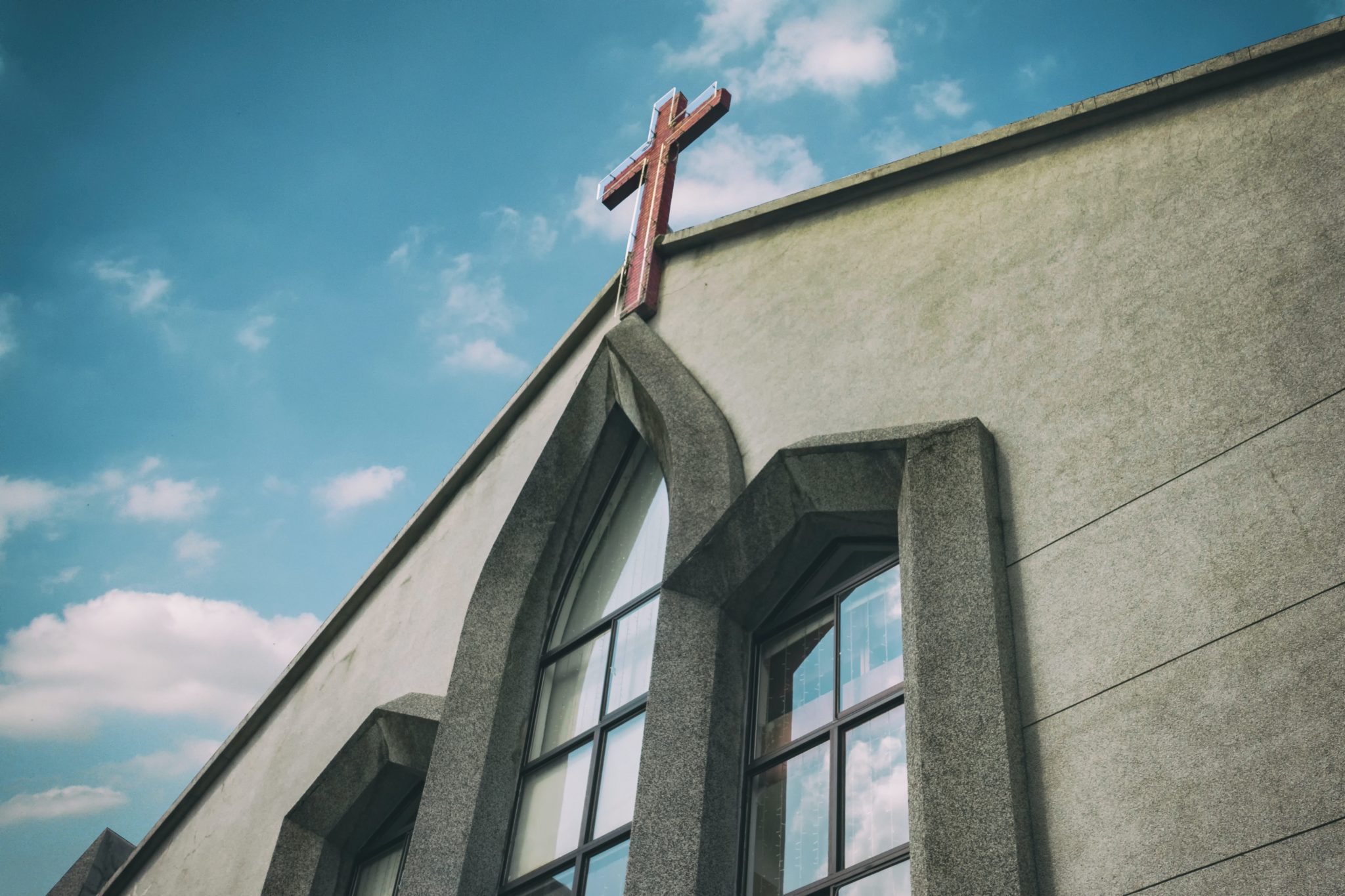 Five Often-Overlooked Benefits of Established Churches | Church Answers