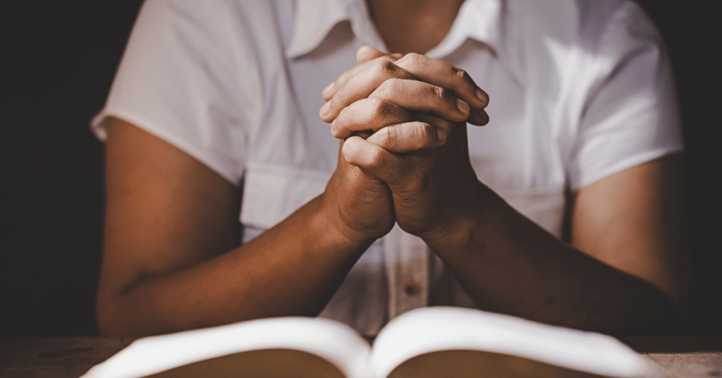 7 Ways You Just Know Somebody’s Praying for You | Church Answers