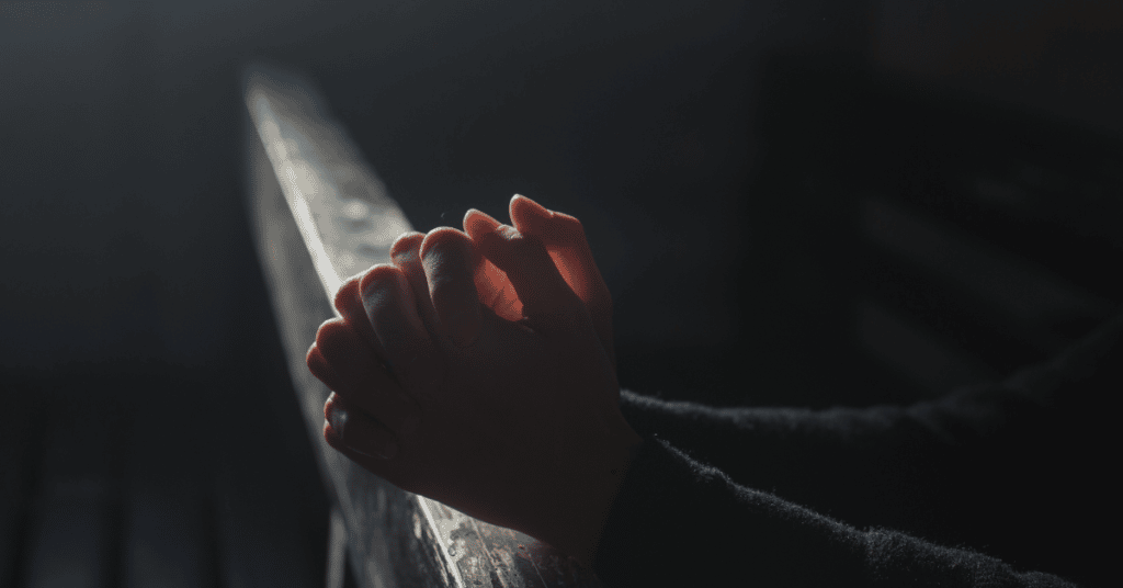 7 Things that Happen when Church Leaders Don’t Pray Much | Church Answers